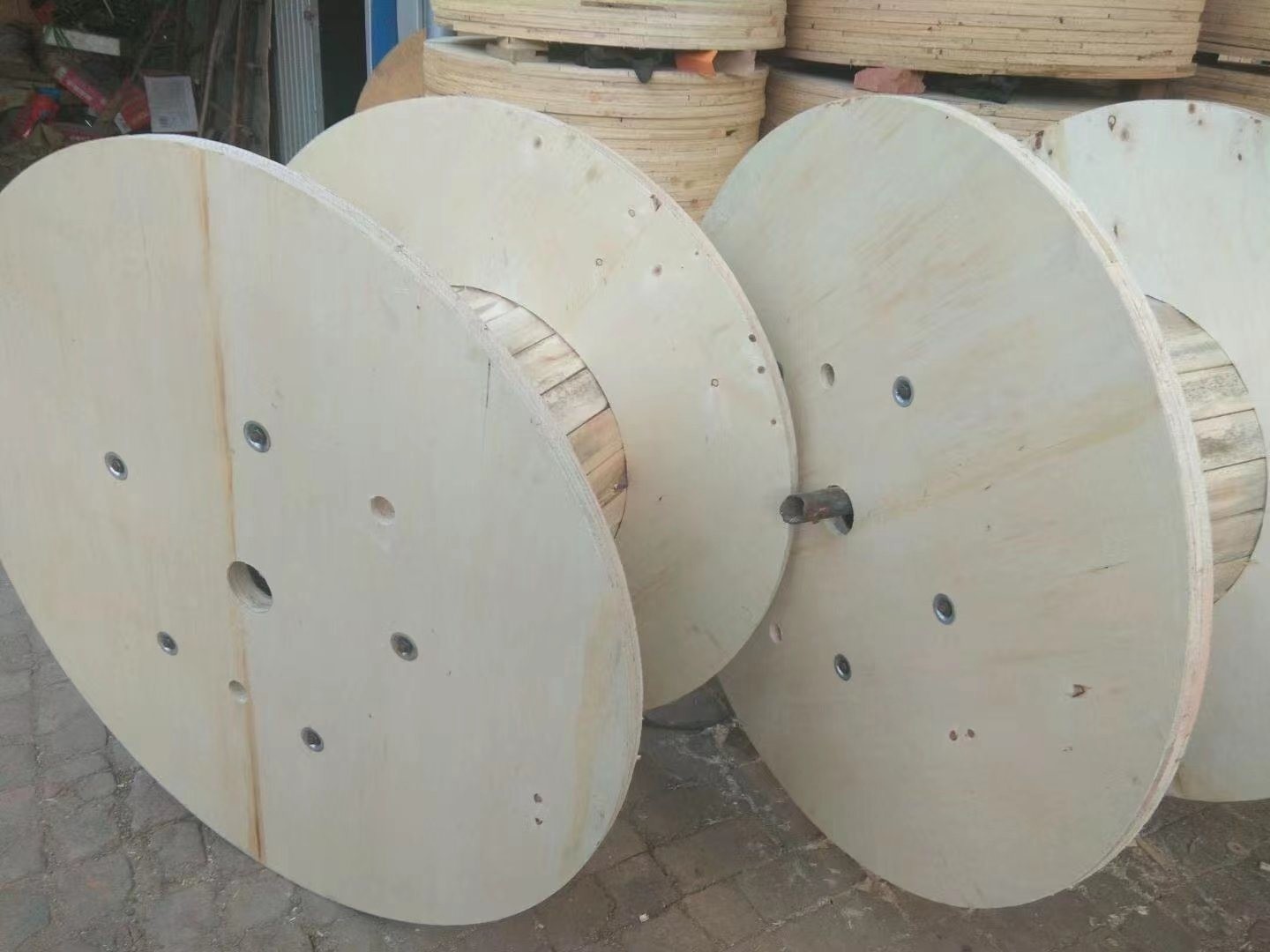 1800*900*900 Rollo de cable de madera Rollo de madera grande Rollo de ...