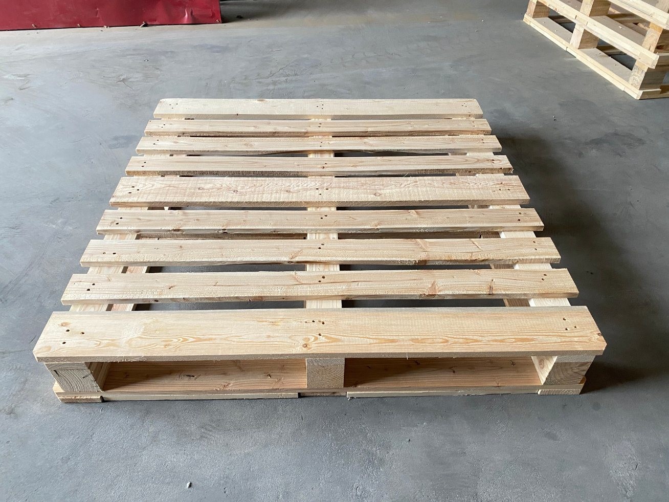 Paletas de madera sólida tratadas térmicamente Paletas duraderas de ...